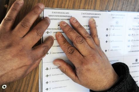 Adapted And Autonomous Voting For Blind People