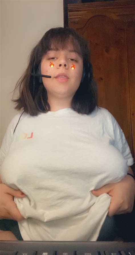Softie 3 Of On Twitter Rt Justpeachpie If I Flashed You During A
