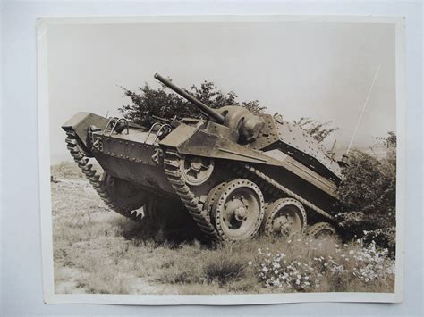 Ww2 British Official Photograph 18 Ton Cruiser Tank First Photo Dbg