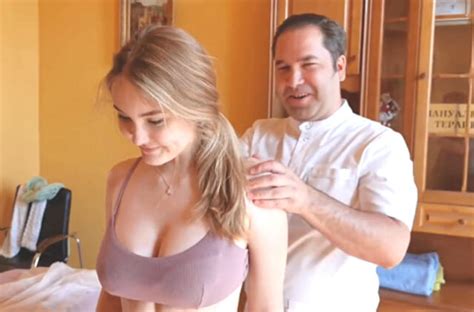 このyoutubeのロシア美少女の整体動画、性的すぎて300万再生されてしまう ポッカキットポッカキット