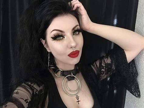 Pin De Micah Kenneth8 En Goth Drac Tats Altn Xoxo Comentarios