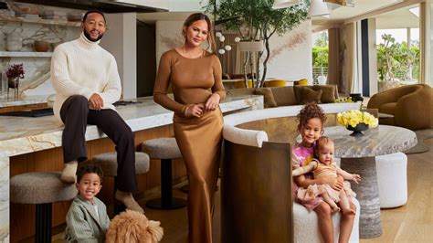 Inside Chrissy Teigen And John Legends Chic Hollywood Home Ad Middle