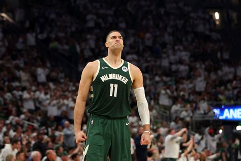 Bucks Hit With Troubling Brook Lopez Update Newsweek