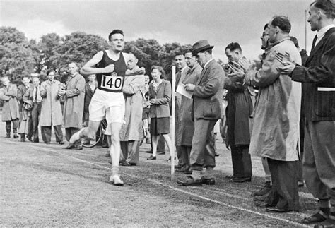 Alan Mathison Turing Fils De Julius Mathison Turing Et Ethel Sarah Turing Come Back