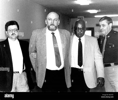 The Iceman Confesses Secrets Of A Mafia Hitman Hitman Richard