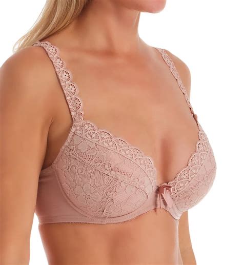 Pour Moi At Bra City
