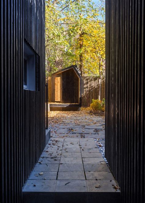 Architensions Clads Brooklyn Townhouse In Charred Wood