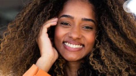 Larissa Manoela E Outros Famosos Lamentam Morte De Isis Freitas Aos 22 Anos Ainda Em Choque