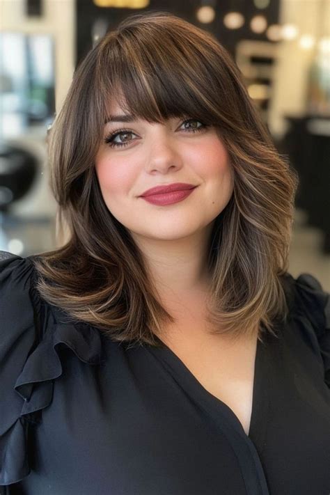 Medium Length Haircut Full Face Best Hair For Full Face Around Face