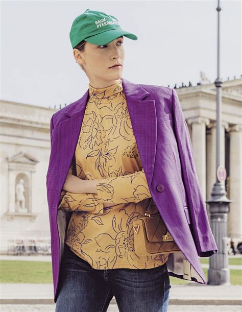 Halenka S Originálními Vázačkami Burda Style