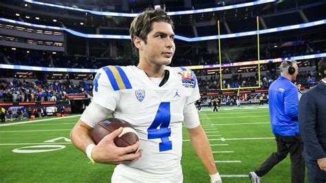 Ucla Football Ethan Garbers Listed On Watchlist For Prestigious Qb Award