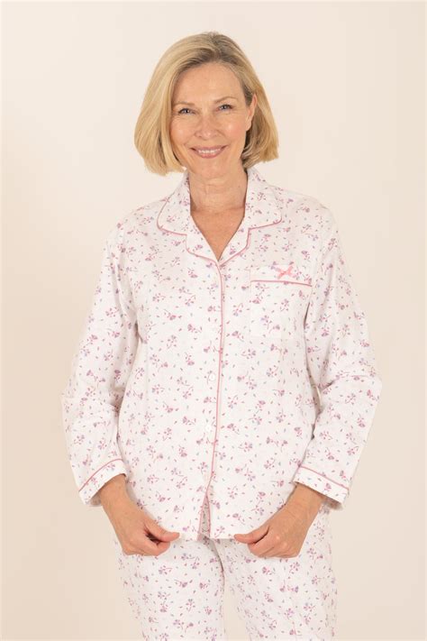 Ethel Winceyette Pyjamas Classic Womens Pyjamas Carr And Westley