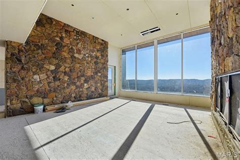 800 Holland Road Ballwin Mo 63021 United States Residential