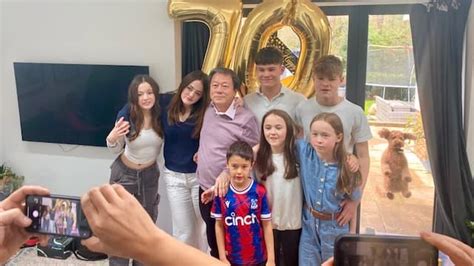 Dont Forget Me Cockapoo Bo Is An Internet Star After Best Photobomb