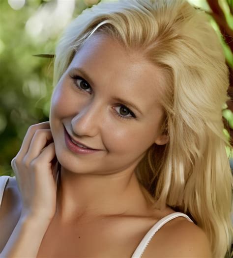 Odette Delacroix Actress Height Weight Wiki Biography Boyfriend