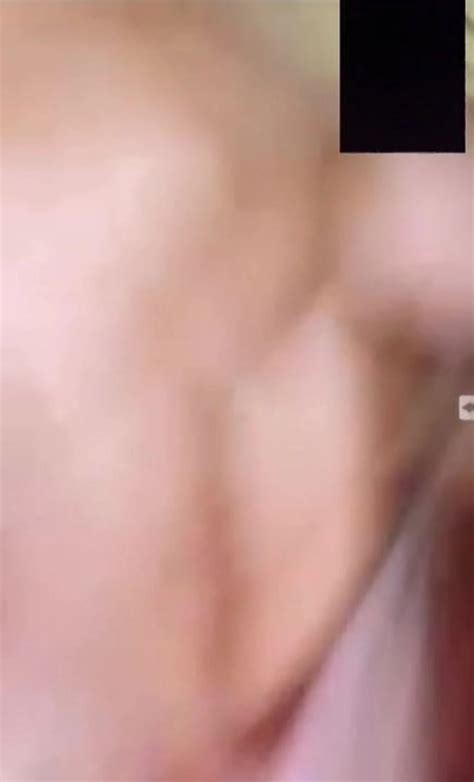Meine Freundin Oma Filipina Fingert Ihre Muschi Teil 1 Xhamster