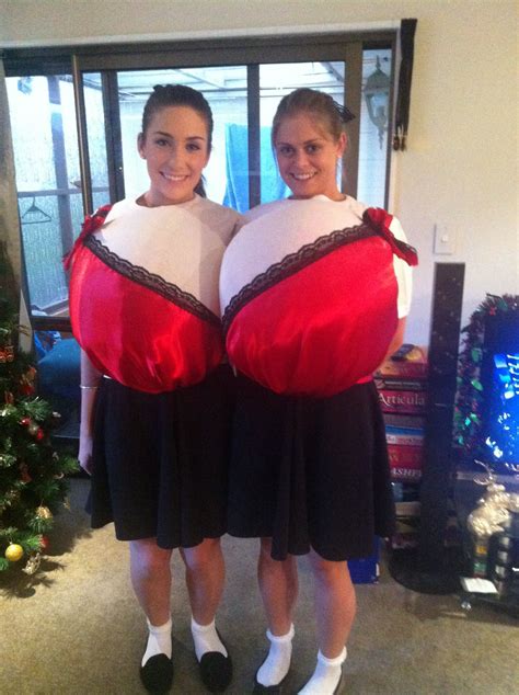Easy Costume For A Duos Party Duo Halloween Costumes Cute