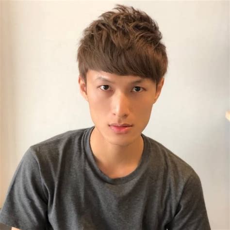 找一位適合當主角的日本人當配角。 阿育呀我已經看不出你是認真的，還是在反串。