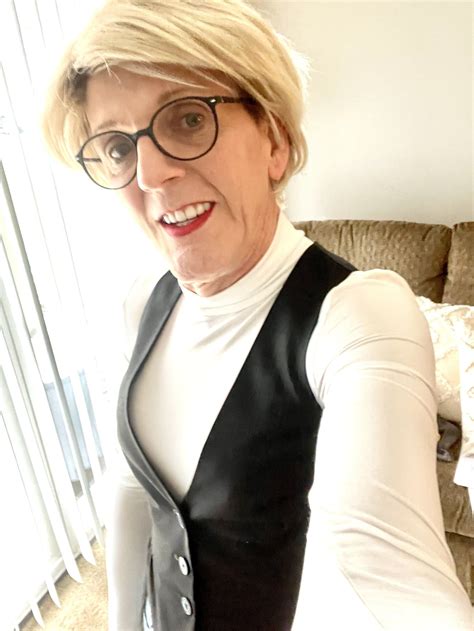 Hangin At Home Crossdresser Heaven