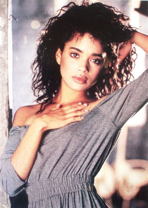 Pin By M A K I Y A On M O O N Lisa Bonet Lisa Bonet Young The Cosby