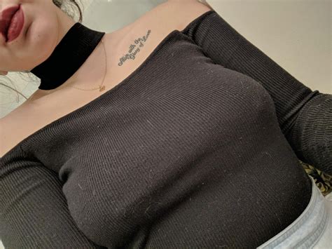 Braless For My Birthday 🖤💗 R Braless