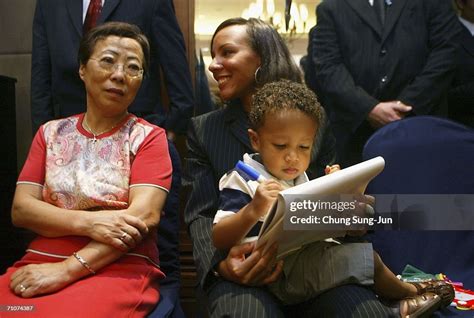 Hines Wards Wife Simone Holds Their Son Jadon As She Smiles At Hines