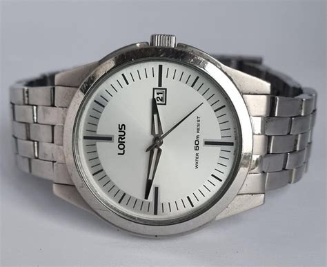 Vintage Japan Lorus Pc32 X012 Silver Dial Mens Quartz Watch W Day Etsy