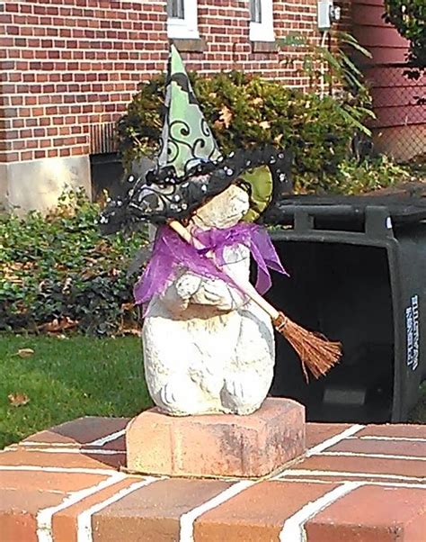 Happy Squirrel O Ween My Inside Voices