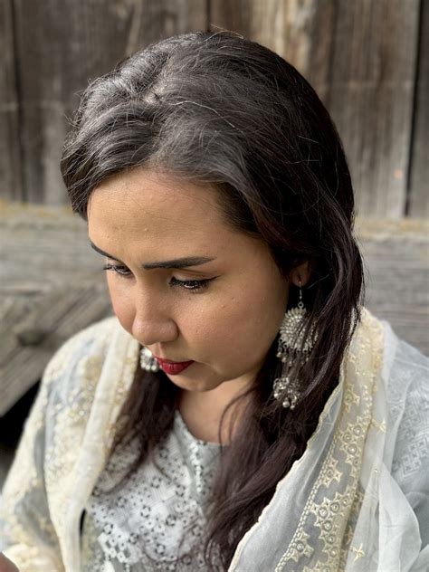 Kula Compagnie — Rahela Rezaie