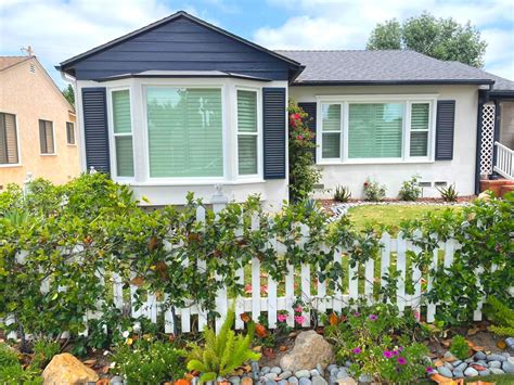 Energy Efficient Window Installation In Lake Balboa Ca