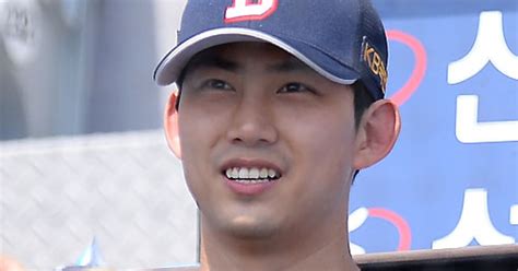 옥택연 입대허리디스크 2번 수술→현역판정