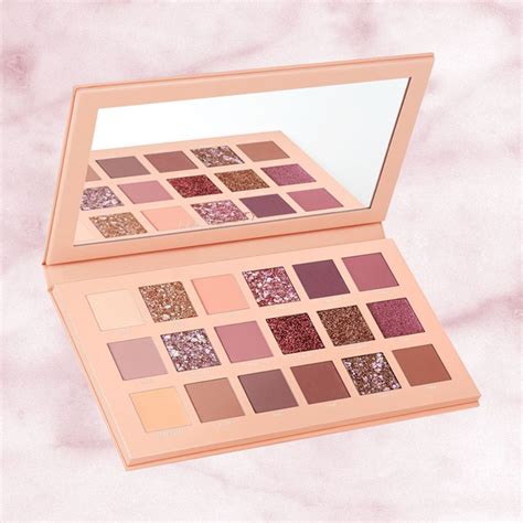 How To Use Huda Eyeshadow Palette