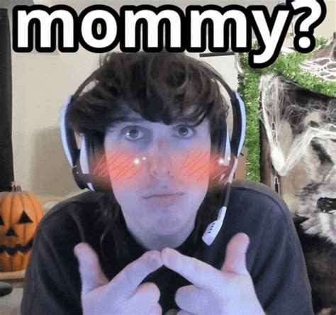 Goth Mommy S Find And Share On Giphy