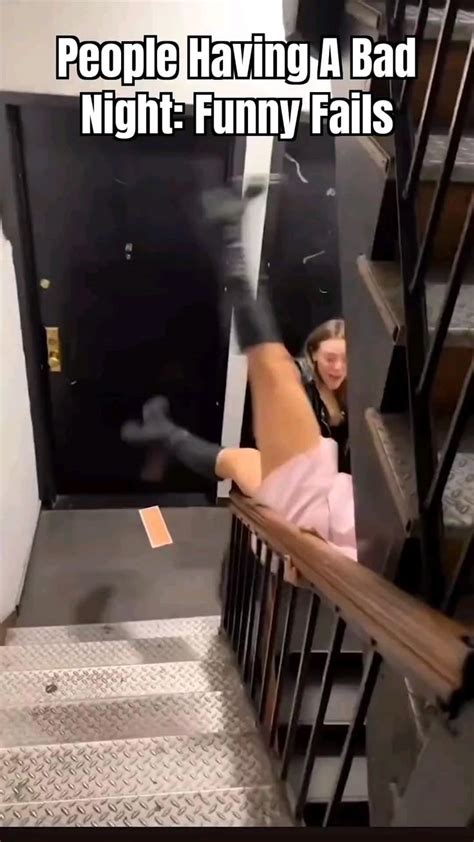 Pin By Ashlee Dashwoods On Funny As Hell Funny Falling Videos Super