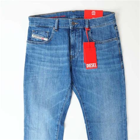 Diesel（ディーゼル） D Strukt 0ekai ストレッチ スリム テーパード インディゴ デニム Fits 通販