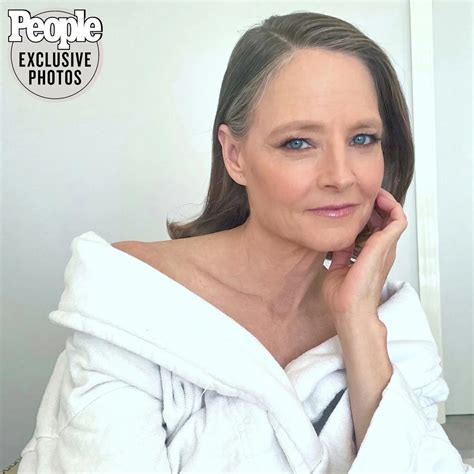 How Jodie Fosters Makeup Artist Achieved Her Glamorous Less Is More
