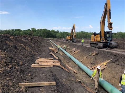 Pipeline Lowering Midwestern Contractors