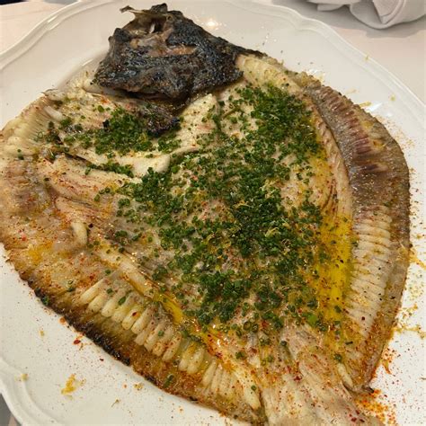 Esmée World Of Mouth