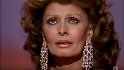 Buon Compleanno A Sofia Loren Zon