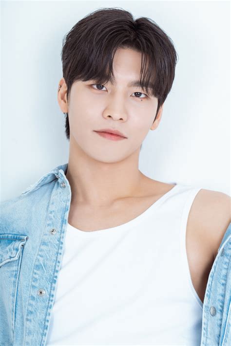 [birthday Bios] Vanners Gon Celebrates 28th Birthday With Heartwarming T From Fans