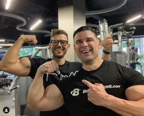 Rob Galea Un Cura De Vaqueros Y Guitarra Estrella Del Pop Y Enamorado De Cristo