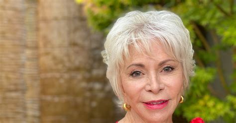 Isabel Allende La Escritora En Español Más Leída De La Historia “si