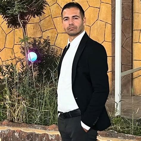 𝙁𝘼𝙍𝙎𝙃𝙄𝘿 𝙃𝙊𝙆𝙈 Farshid6977 • Threads Say More