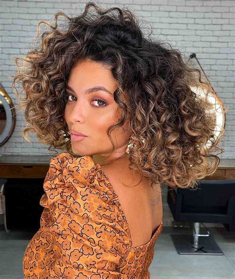 25 Cute And Easy Shoulder Length Haircuts For 2025 Hair Style Talk