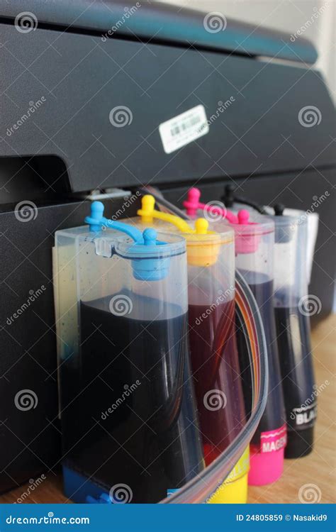 Cartuchos De Tinta Da Impressora Para Uma Impressora De Cor Imagem De Stock Imagem De