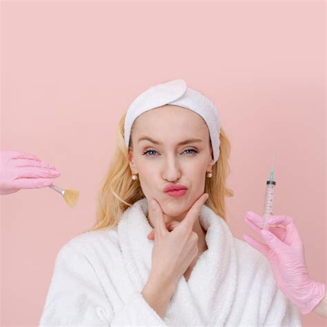 تزریق ژل و بوتاکس کجا ژل و بوتاکس تزریق کنم و کجا اسکین کر برم؟