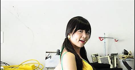 포토 레이싱걸 정세온 숨막히는 뒤태