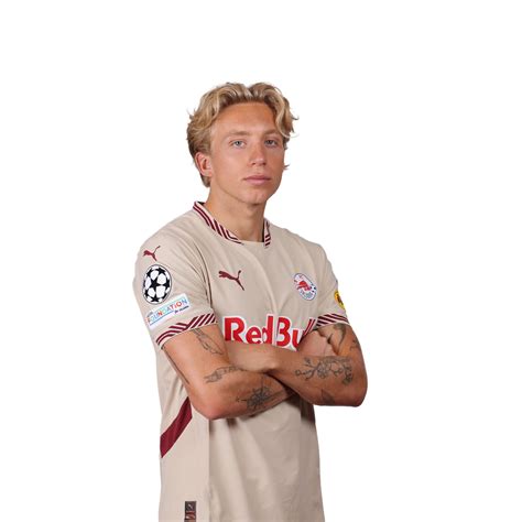 Mads Bidstrup Salzburg Uefa Champions League 202425
