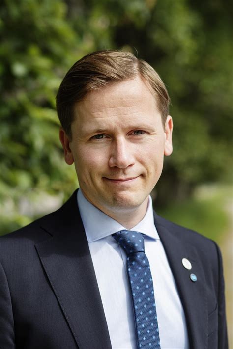 Roger Hedlunds Tweet Om Länsmuseet Väcker Känslor På Konvent Gefle