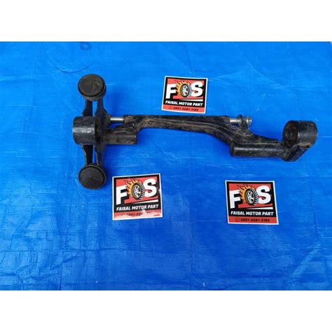 Original Pcx 160 Body Connection Engine Mounting Shopee Malaysia